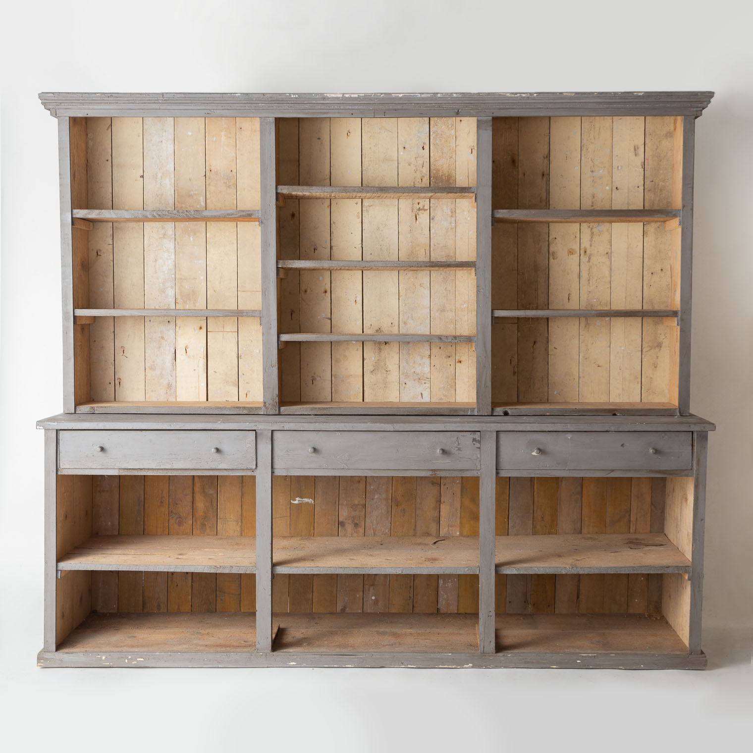 Bars + Shelving - Loot Rentals