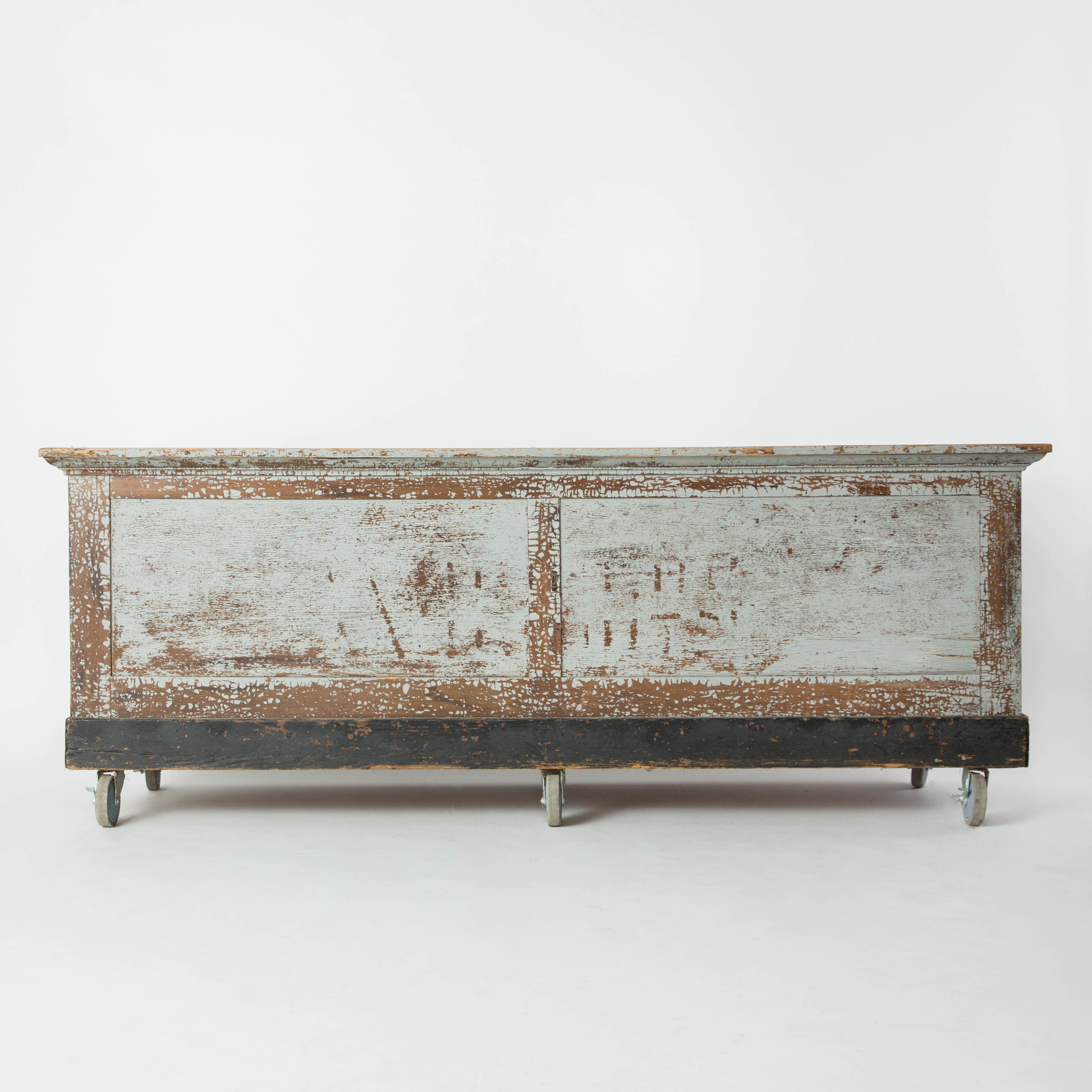 Bars + Shelving - Loot Rentals