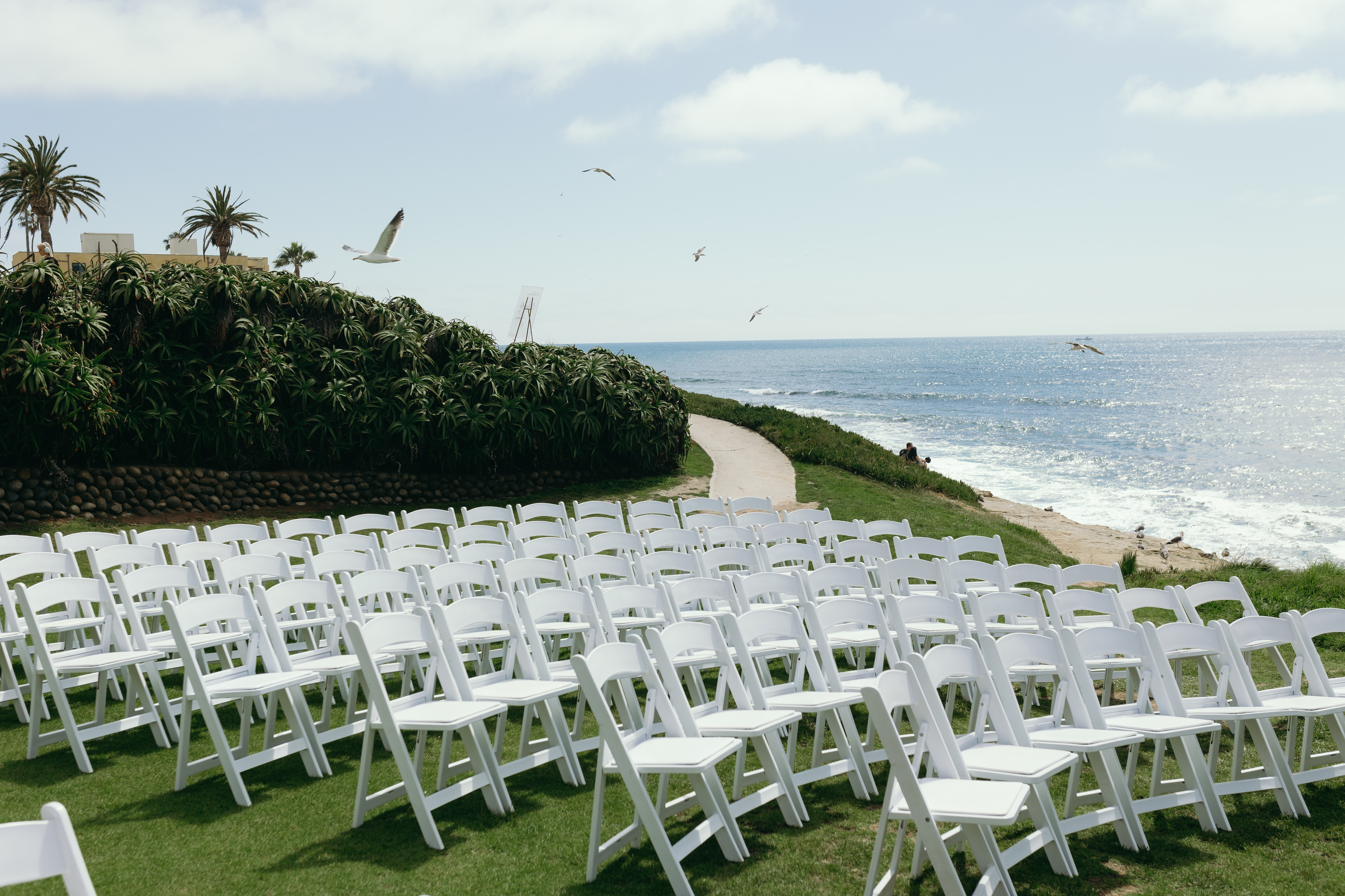 Chairs & Benches